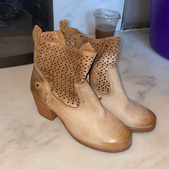 Trask | Shoes | Trask Boots | Poshmark